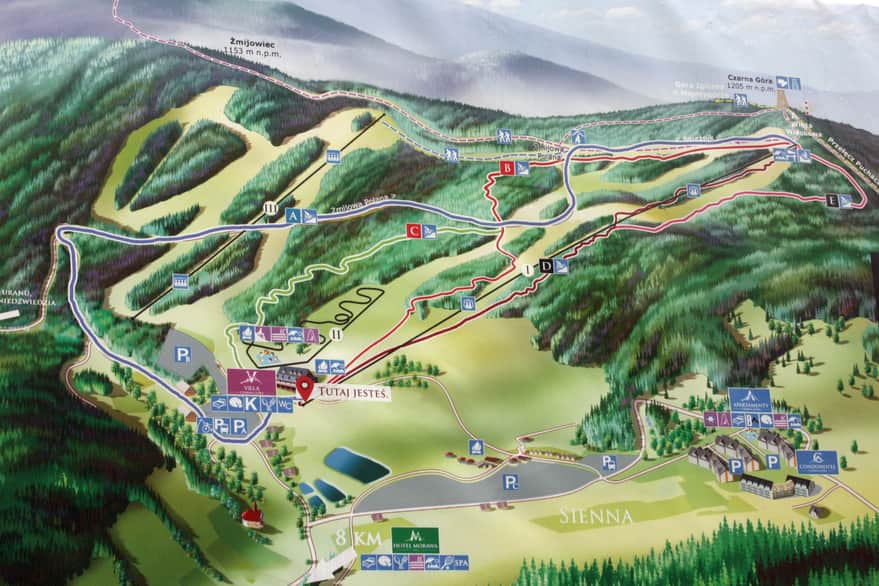 Pieszy szlak na Czarną Górę